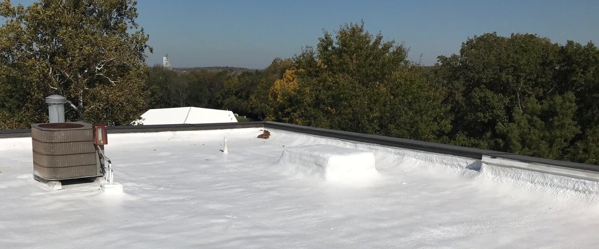 The Benefits and Uses of Spray Foam Roofs