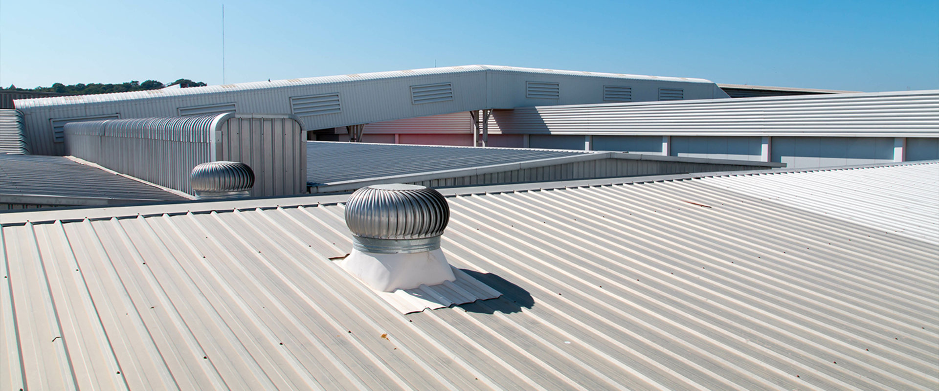 The Benefits of Metal Roofs for Your Commercial Property